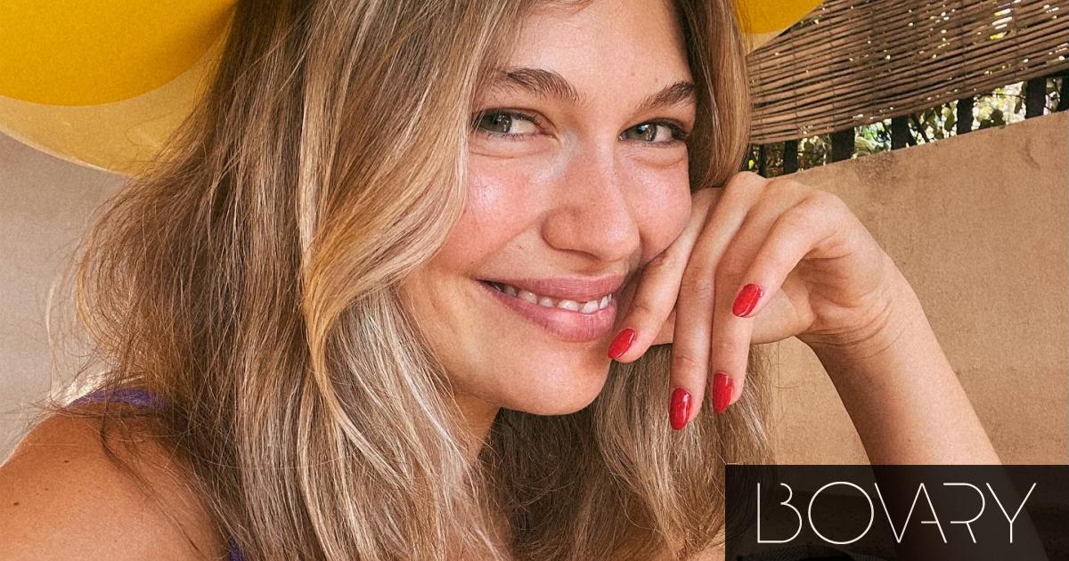 Κλέλια Ανδριολάτου: Η topless φωτογραφία στη λίμνη Δόξα με φόντο το εκπληκτικό φυσικό τοπίο | BOVARY